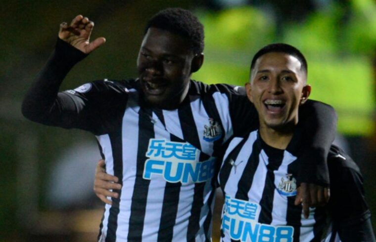 Rodrigo Vilca anota su primer gol con la sub-23 del Newcastle ...